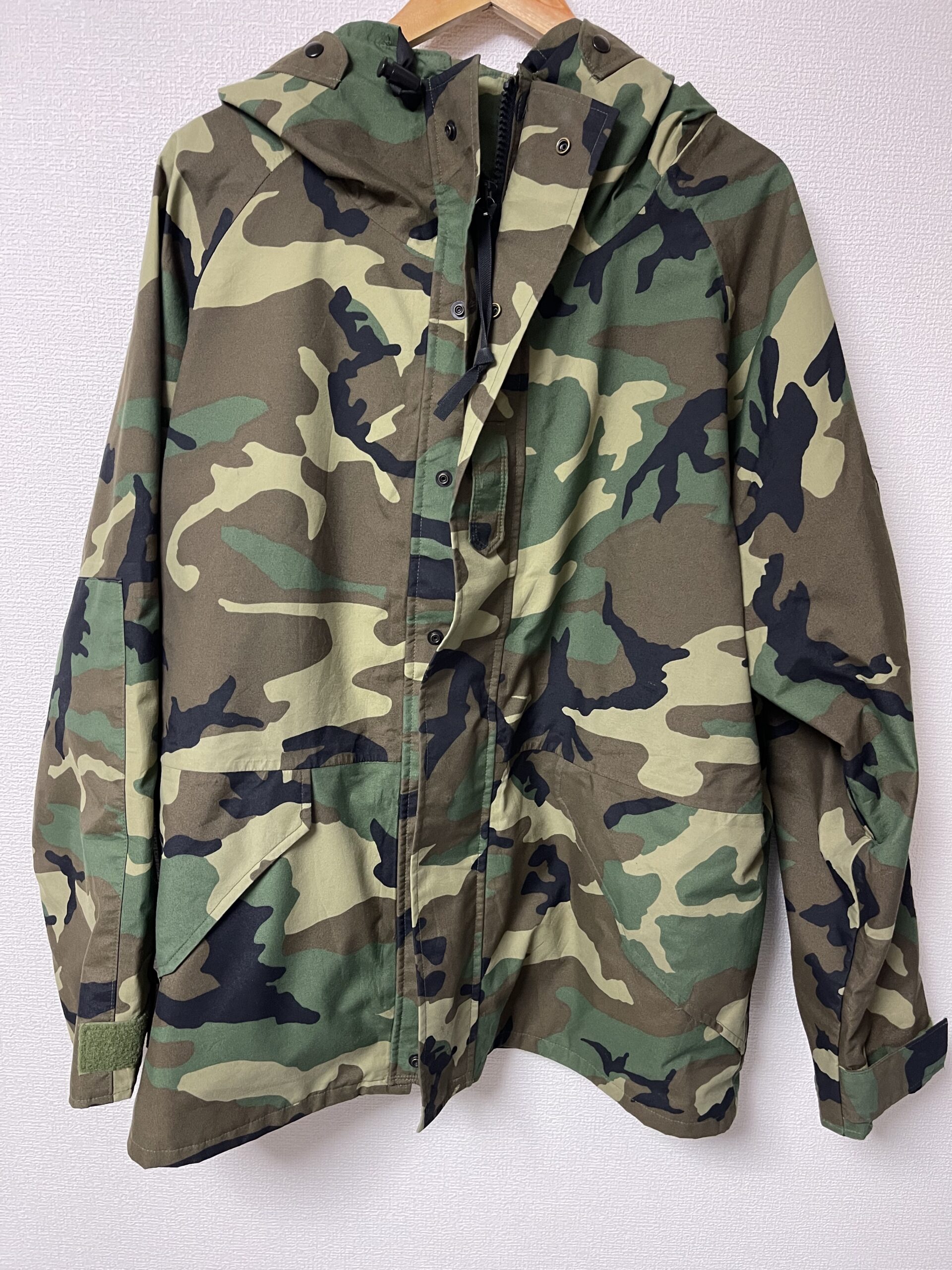 ECWCS エクワックス GEN1 GEN2 GEN3の違いをカラーごとに比較。迷彩・デジタル・デザートカラー・LEVEL6